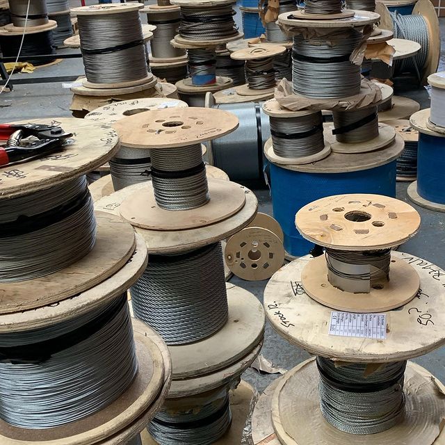 Galvanised and Stainless Steel Wire Rope, Fittings and Tools